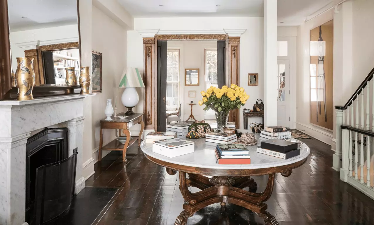 La casa a schiera del West Village, un veterano della scena della moda di New York, arriva sul mercato per 13 milioni di dollari 16504_1