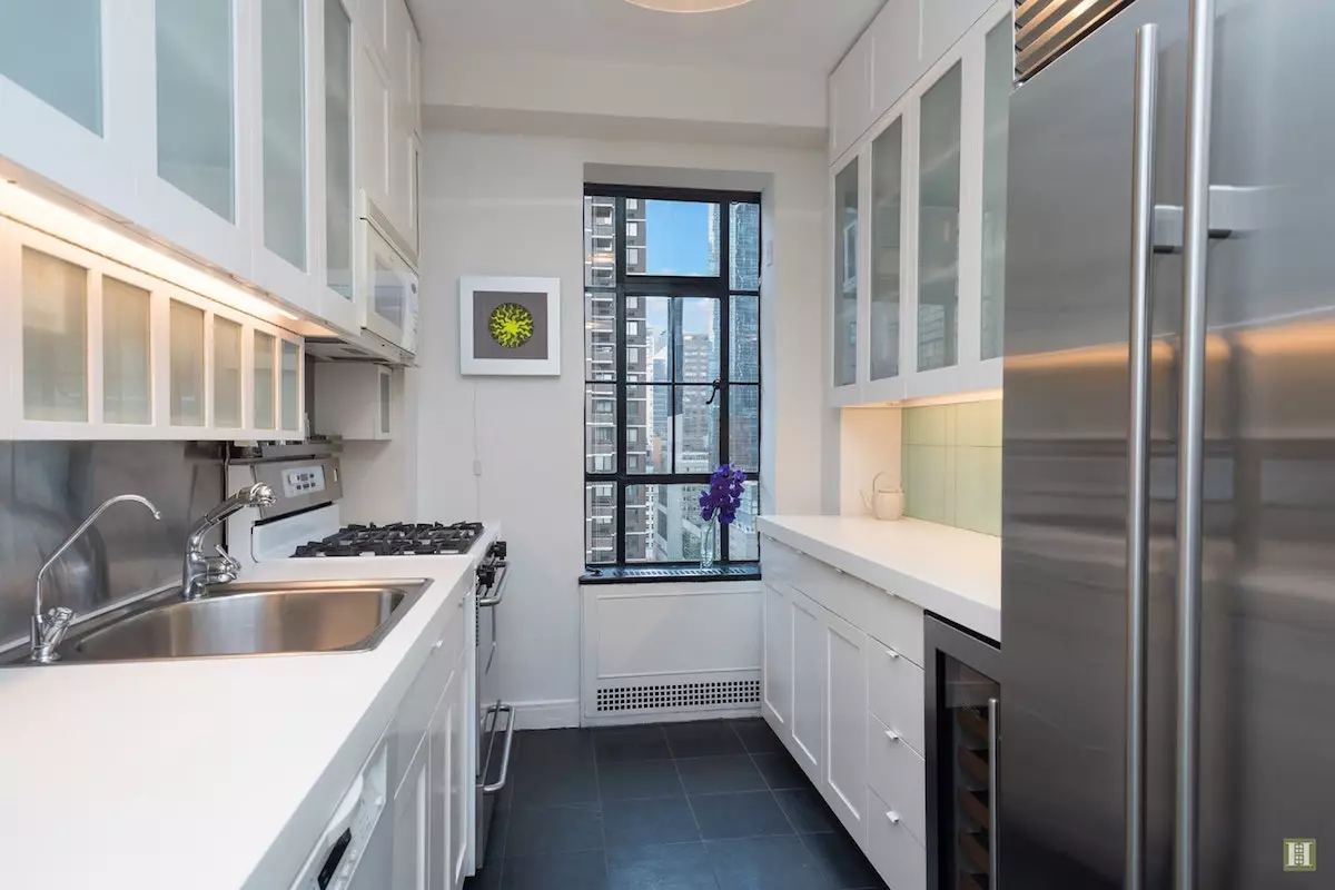 350 West 57th Street, страхотни обяви, Hell's kitchen, Midtown West,