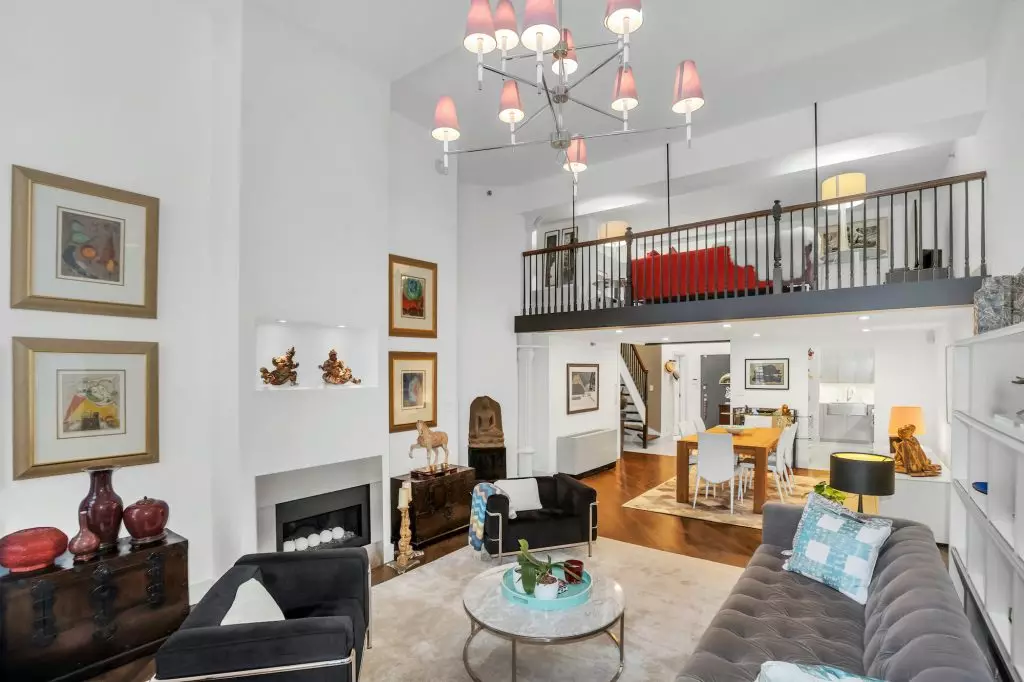 Një nivel i lartë i lartë i jep këtij apartamenti 2,75 milion dollarësh në Chelsea hapësirë shtesë të jetesës