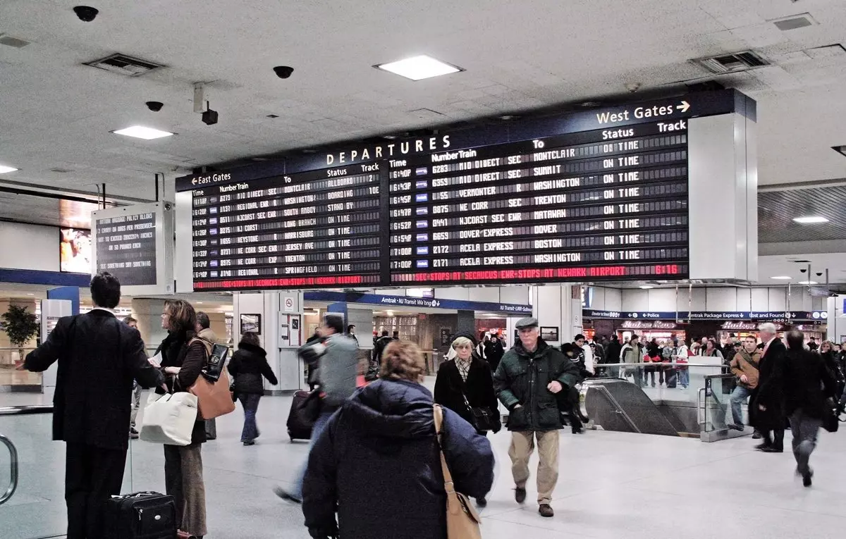 'Mùa hè địa ngục' ở ga Penn sẽ kết thúc đúng giờ, Amtrak nói 16858_1