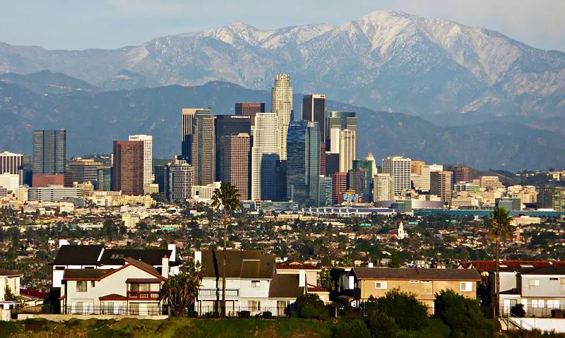 Nowy raport mówi, że więcej nowojorczyków przeprowadza się do Los Angeles 17011_1