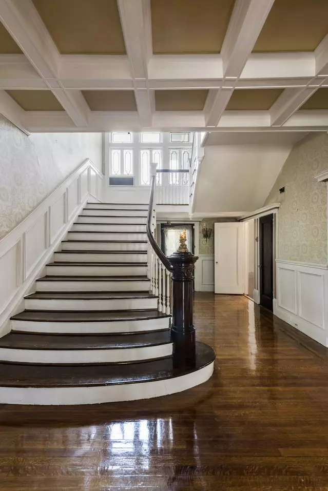 1305 Albermarle Road, Prospect Park South, Michelle Williams, Brooklyn, Brooklyn Townhouse, Historic Home, Townhouses, rekordaugstas Bruklinas cenas