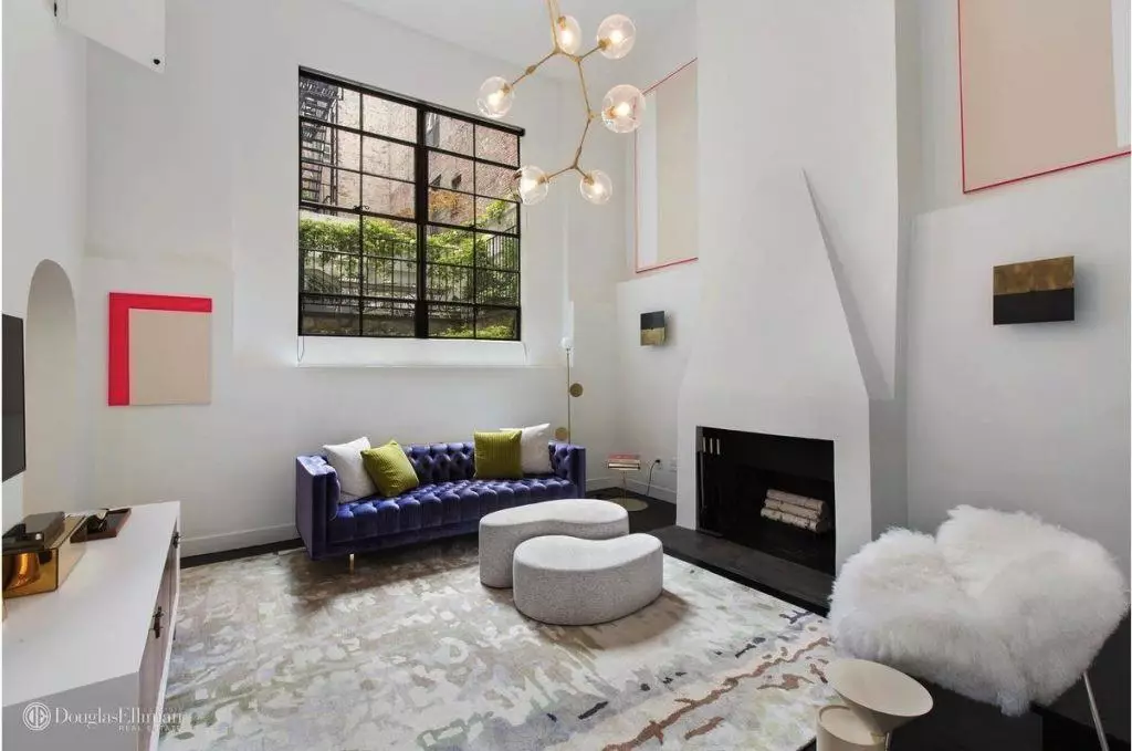 Slående moderne duplex-leie for $15 000/måned i et historisk West Village co-op