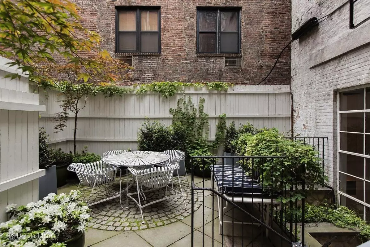 Prekvapivo moderný duplex sa prenajíma za 15 000 dolárov mesačne v historickom družstve West Village 17286_7