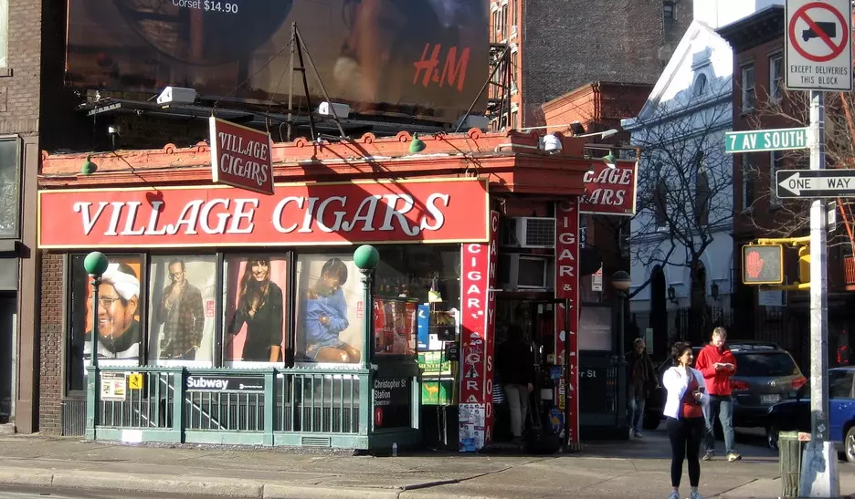 Village Cigars, istwa NYC, Christopher Street, Seventh Avenue South