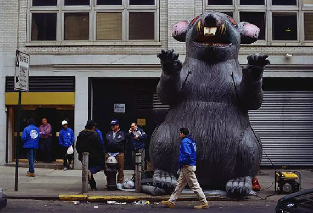 Istorija už „Scabby the Rat“, Niujorko sąjungos darbo simbolio 17364_1