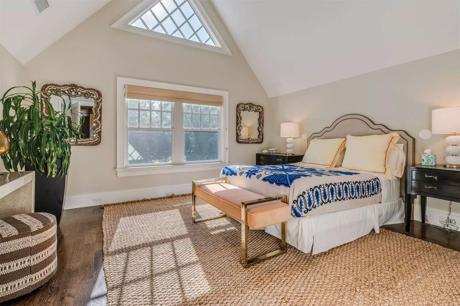 Food Network မှ ချစ်လှစွာသော Katie Lee သည် Hamptons အိမ်ရာကို $5.5M ဖြင့် ရောင်းချခဲ့သည်။ 17367_14