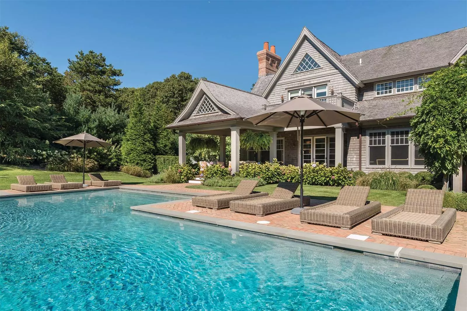 Netwọk nri nri Katie Lee na-ere ụlọ Hamptons emechiri emechi maka $5.5M 17367_19