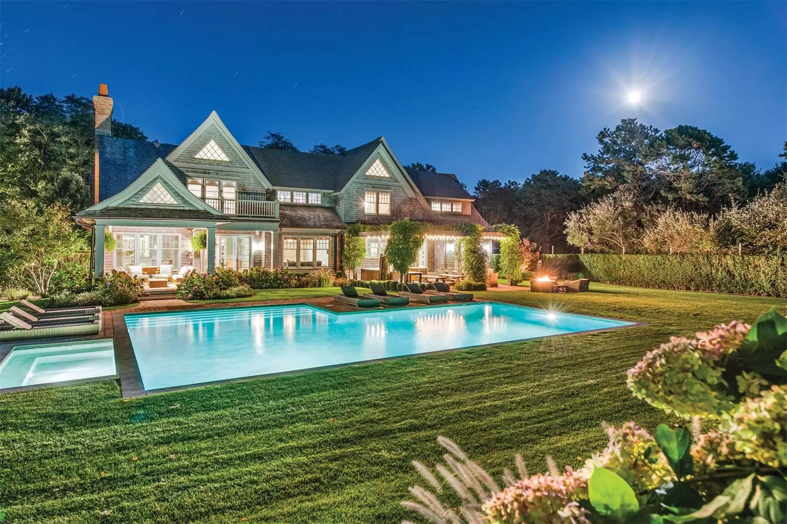 Shabakadda Cuntada Gacaliye Katie Lee waxa ay ku iibinaysaa Guryaha Hamptons ee la qurxiyey $5.5M 17367_21