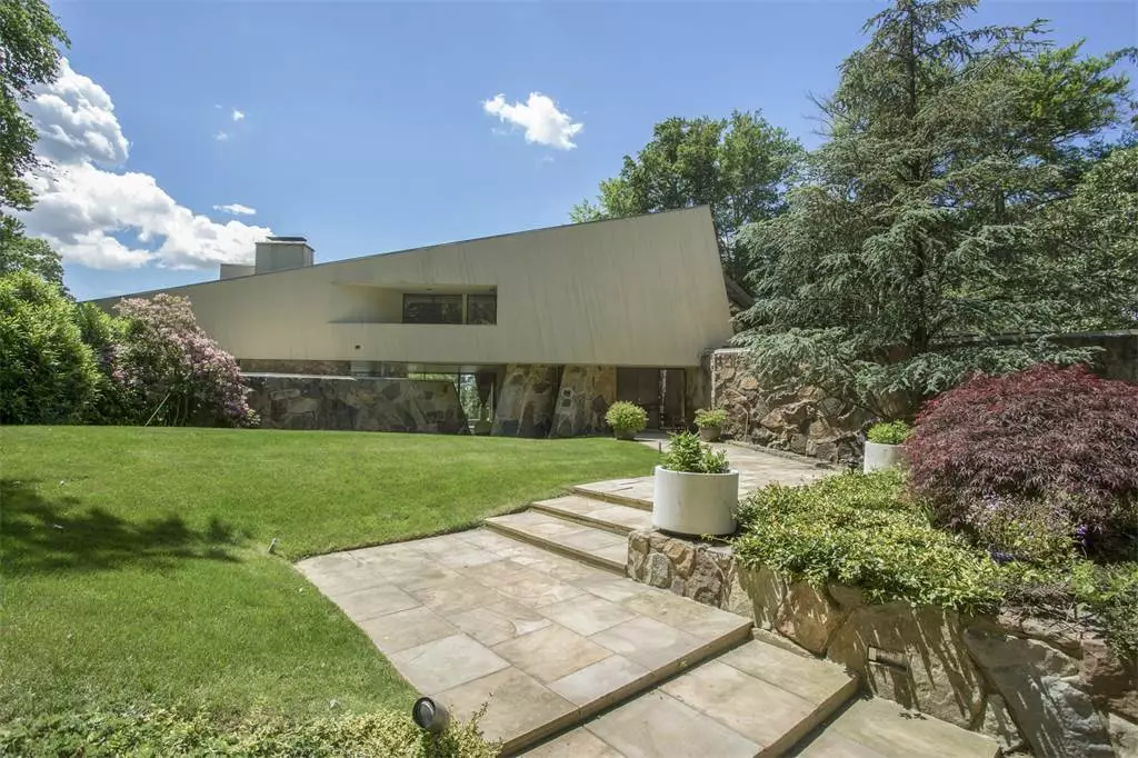 15 Horseshoe Road, ნორმან ჯაფი, Sotheby's