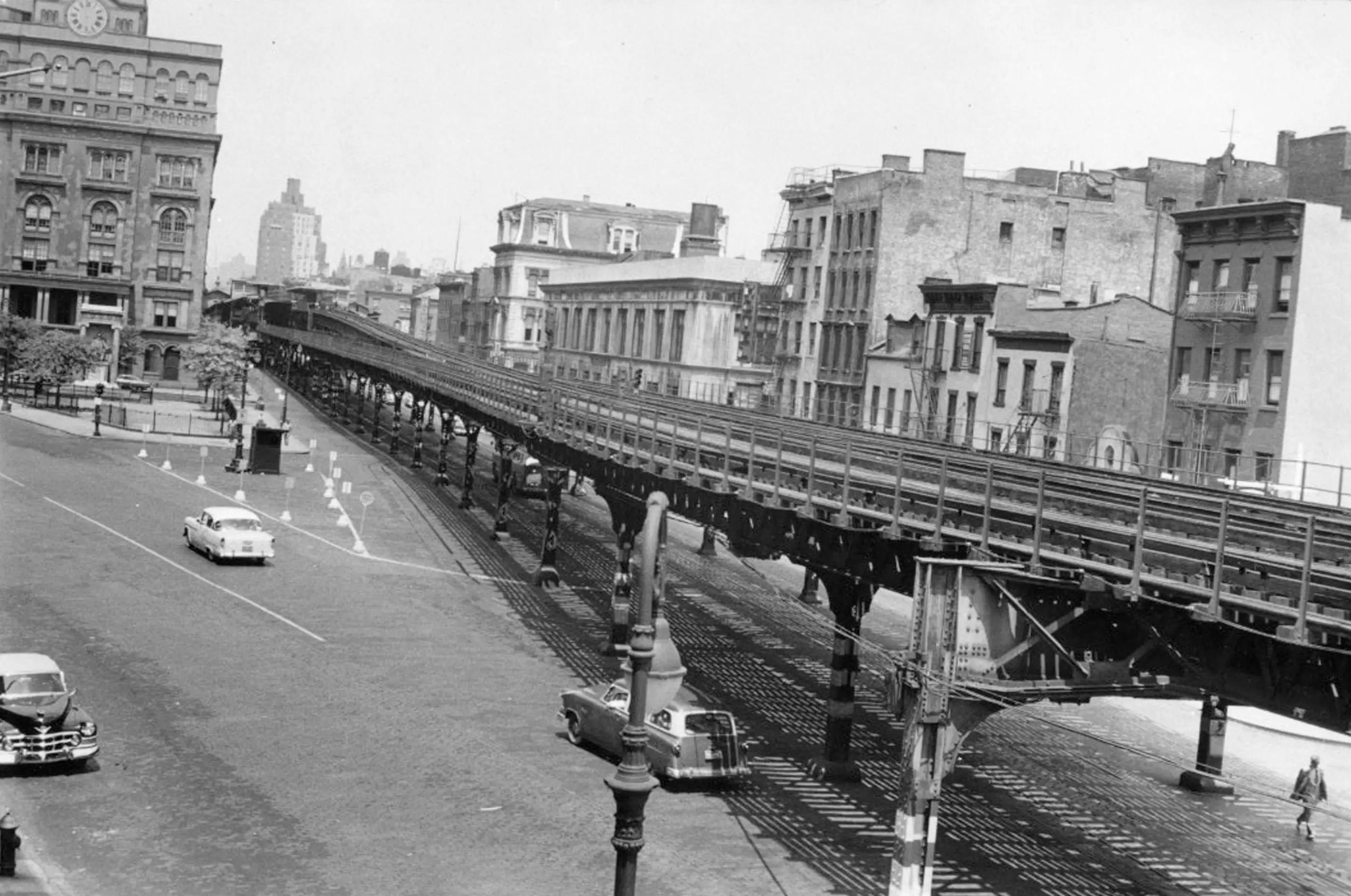 Сид Каплан, њујоршки транзитни музеј, историја возова у Њујорку, деконструкција Ел Треће авеније, повишени возови НИЦ