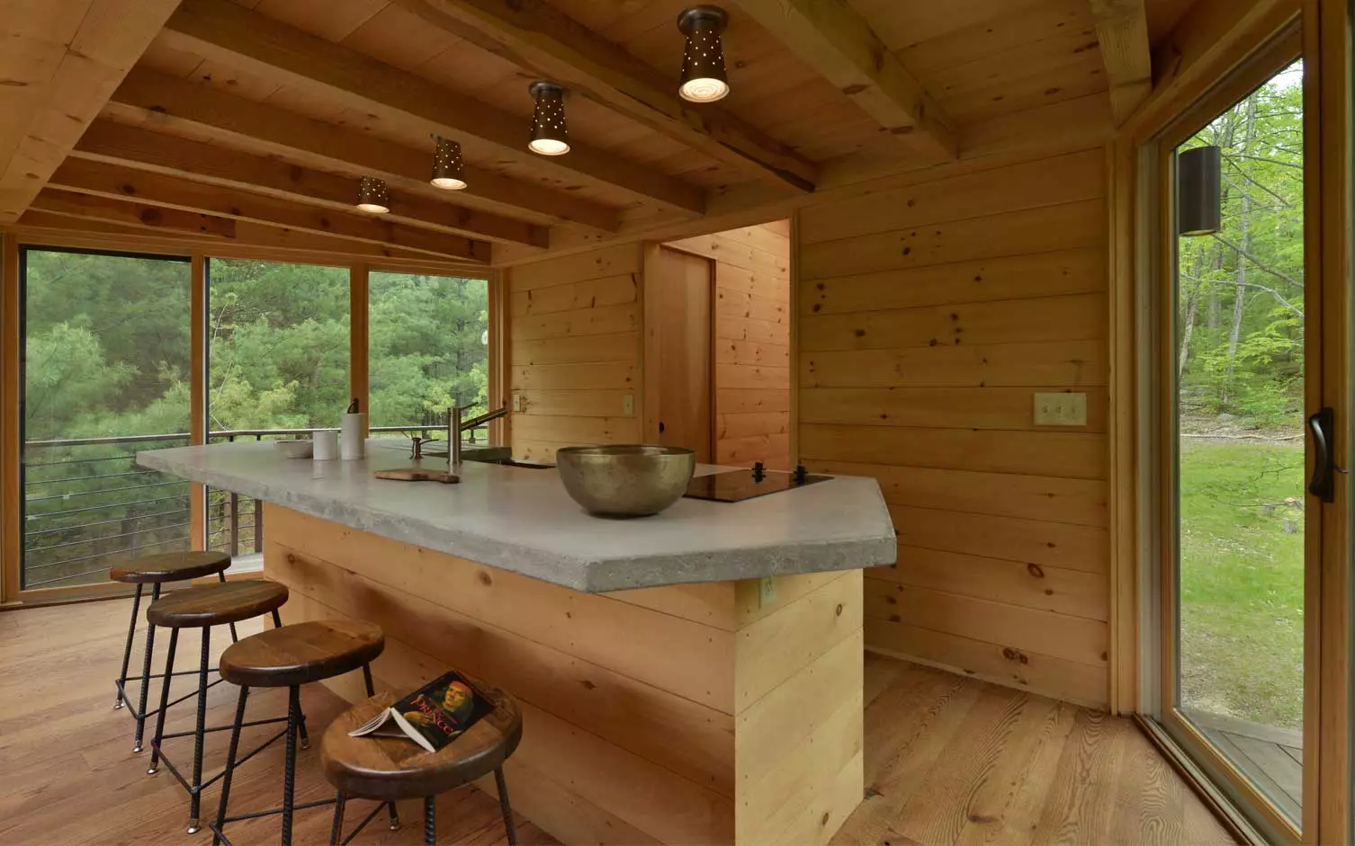 Woodstock treehouse, Antony Gibbons, treehouse modern, arsitéktur Catskills