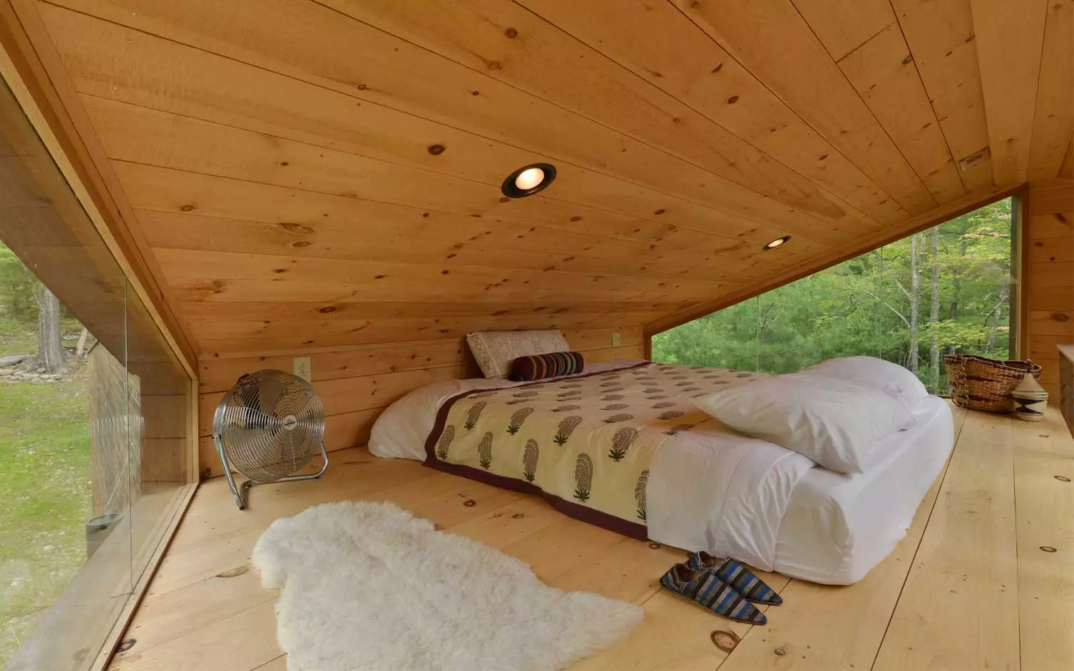 Woodstock treehouse, Antony Gibbons, treehouse modern, arsitéktur Catskills