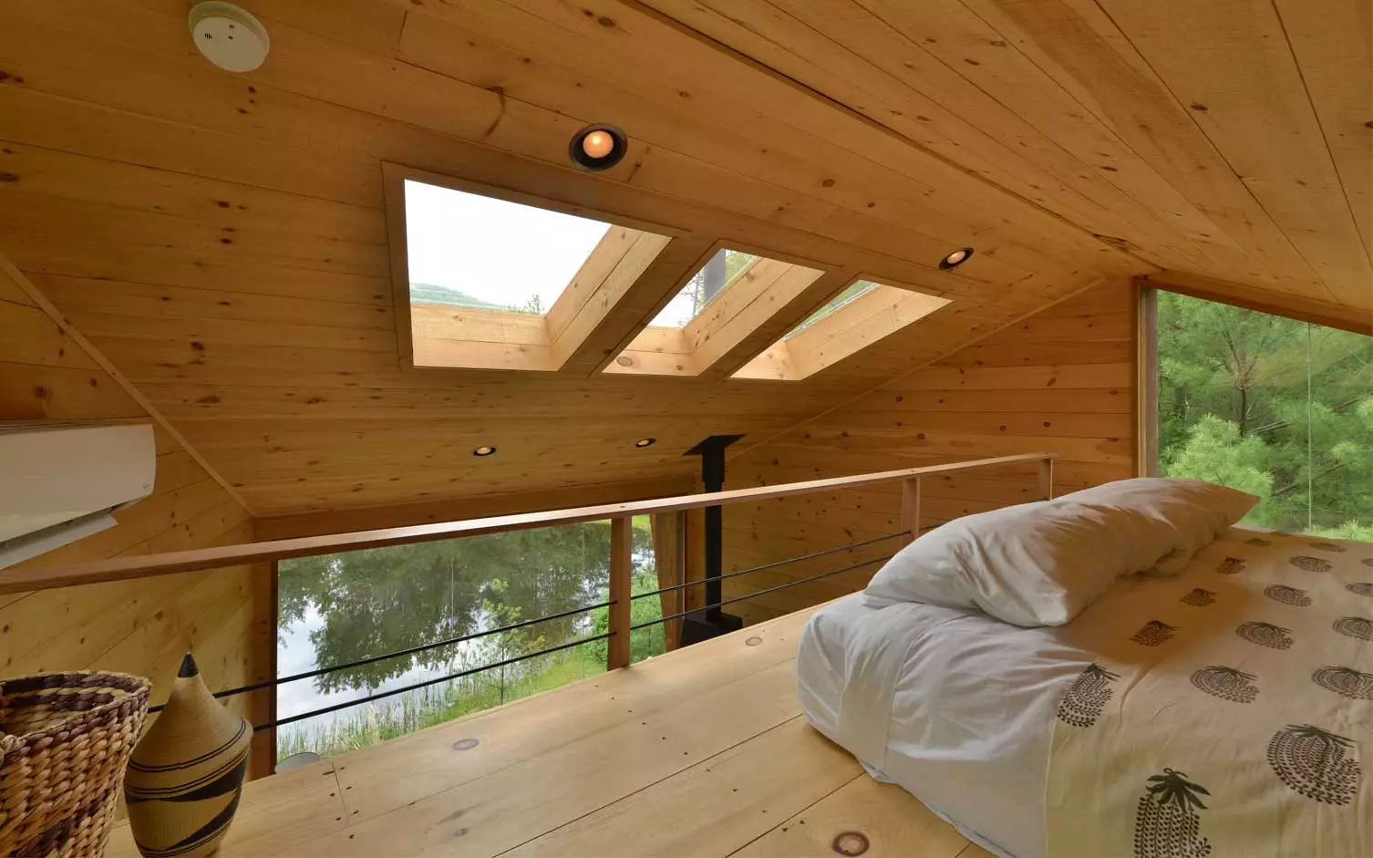 Woodstock treehouse, Antony Gibbons, treehouse modern, arsitéktur Catskills