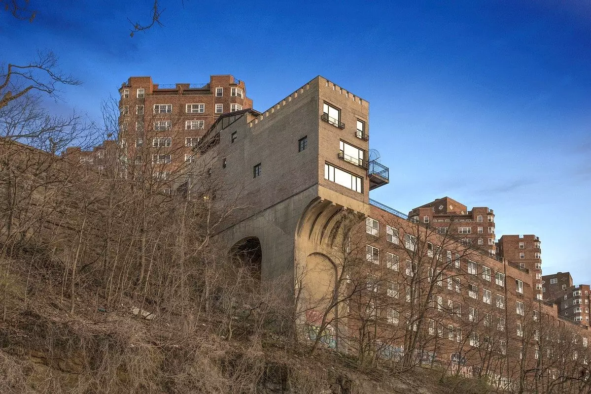 1920er Hudson Heights Cliffside 'Kürbishaus' nach ëmmer net verkaaft, reduzéiert de Präis op $ 4,25M 17711_1