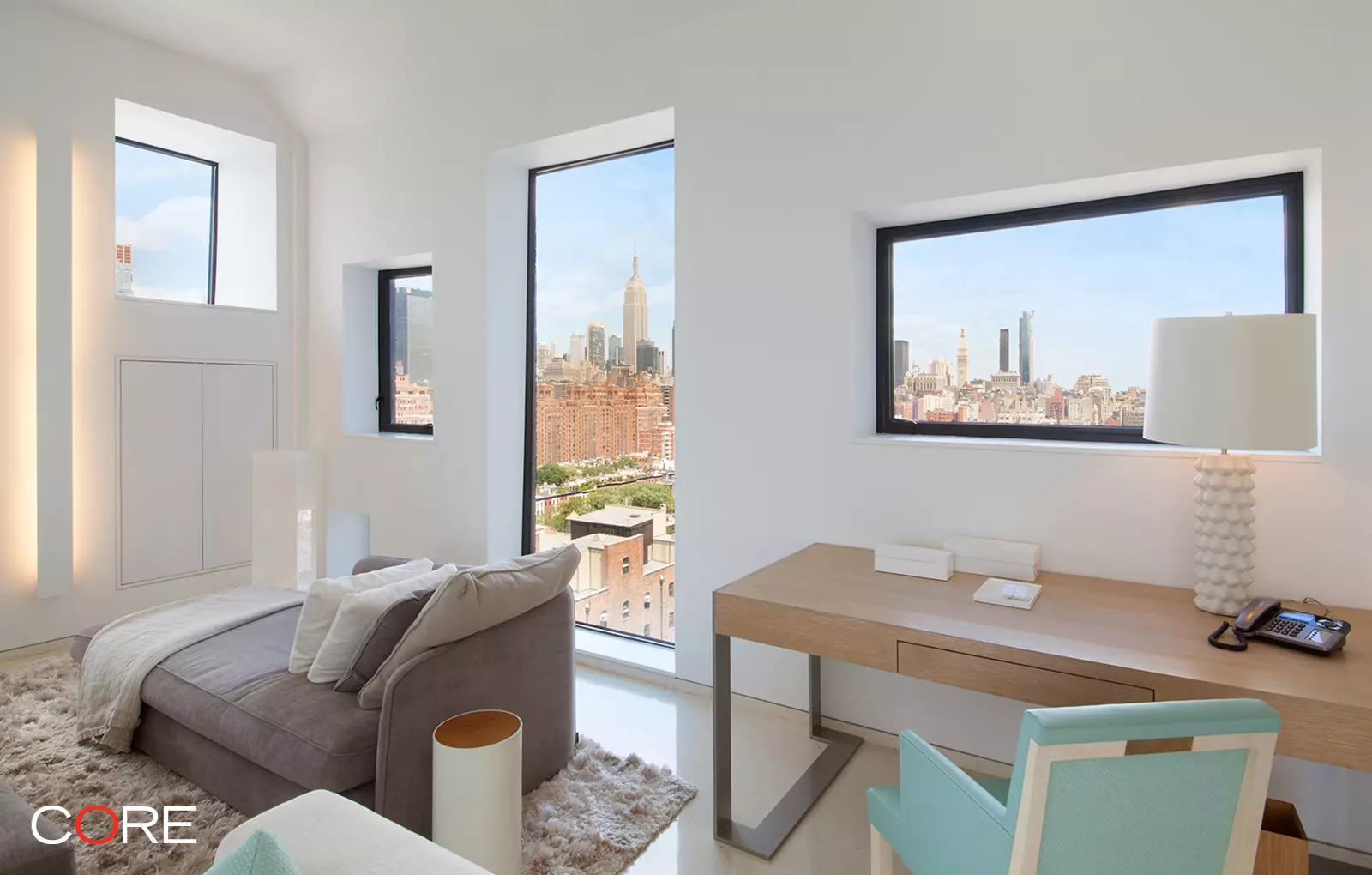 Kelsey Grammer's Chelsea-appartement yn kontrakt foar hast $ 8M 17782_7