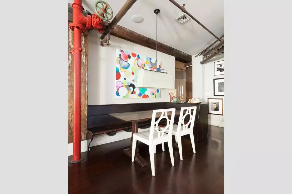 Sprawling tsib chav pw loft hauv Soho muaj cov style thiab ntau qhov chaw rau $ 20K / hli 17820_6