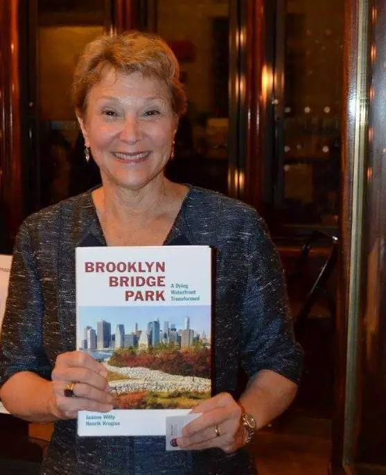 TAMBAYA: Joanne Witty akan tarihi da sauyi na Brooklyn Bridge Park 18008_2
