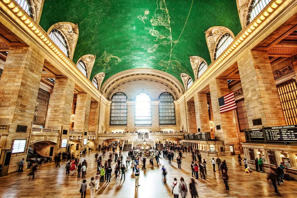 Amtrak kann op Grand Central plënneren wéi d'Penn Station Reparaturen mécht 18047_1