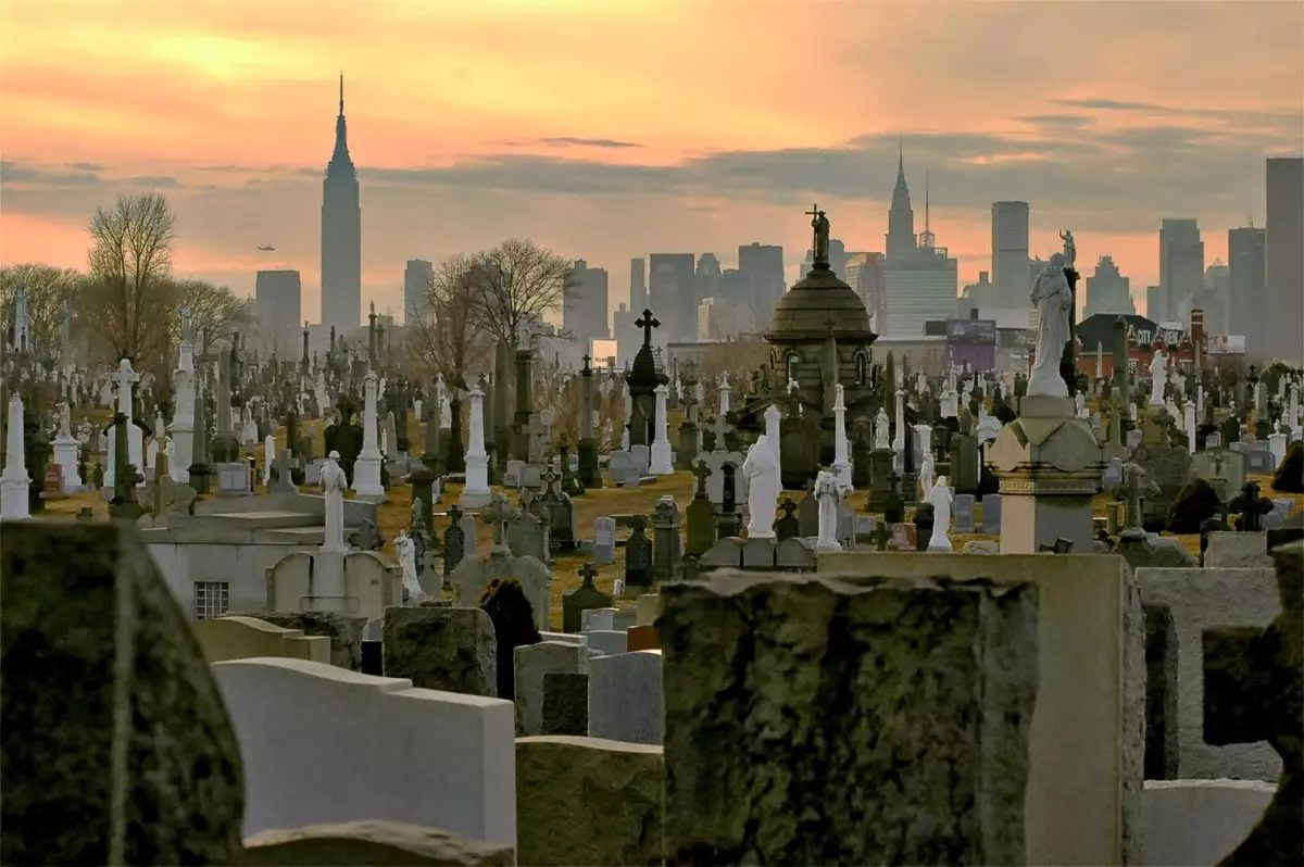 Cinco millones de muertos en Queens: la historia del 'cinturón de cementerios' de la ciudad de Nueva York 18298_1