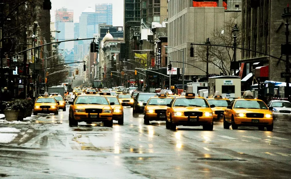 NYC такси, флота од кабини, загадување со бучава во Њујорк