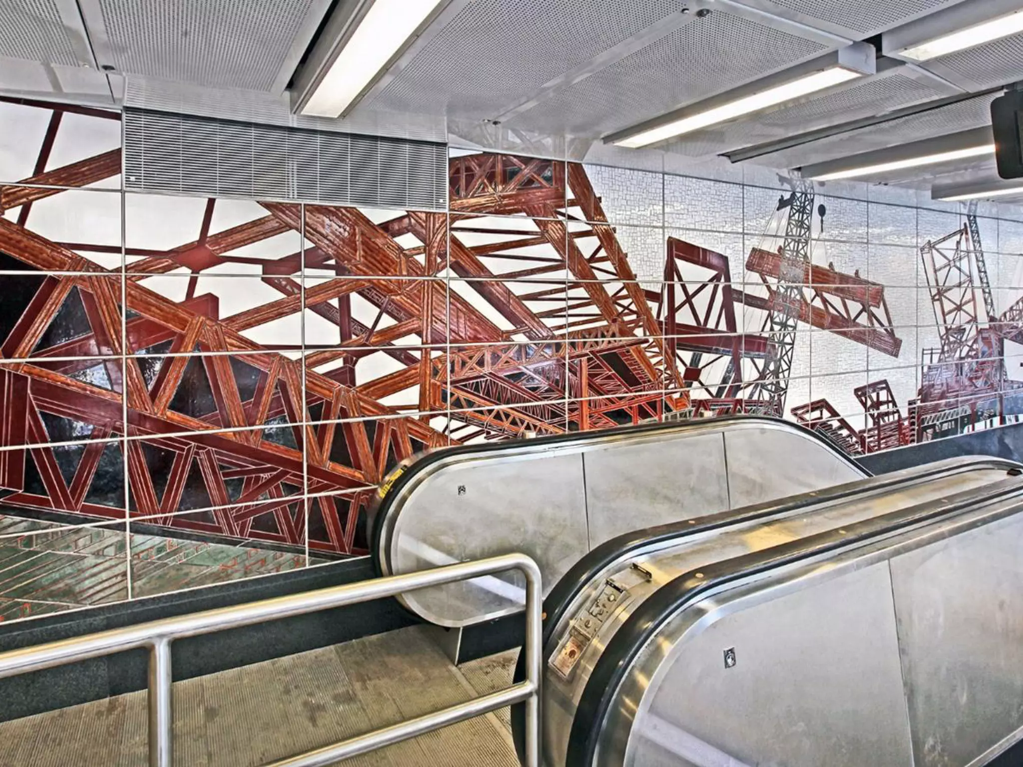 Tàu điện ngầm Second Avenue, Nghệ thuật tàu điện ngầm Second Avenue, thiết kế tàu điện ngầm Second Avenue, nghệ thuật tàu điện ngầm, nghệ thuật nyc, Chuck Close, Vik Muniz