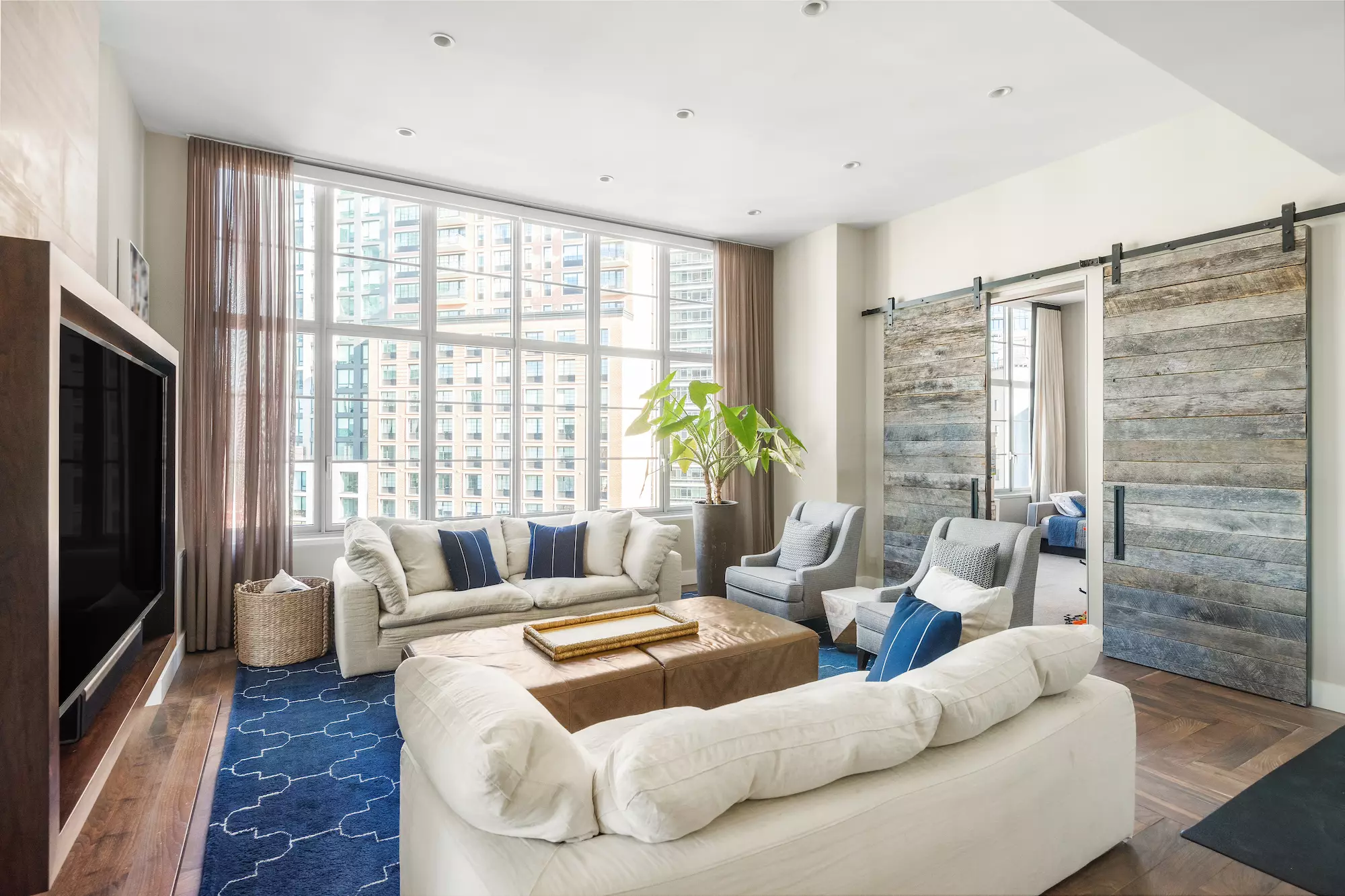 皇后區最貴的公寓是長島市這套價值 499.5 萬美元的頂層公寓 1872_3