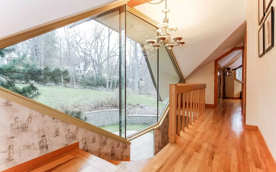 543 Scarborough Road, cool listings, briarcliff, westchester, ossining, Middle Century Modern, Modern House, Frank loyd Wright, Outdoor Spaces, Waterfall