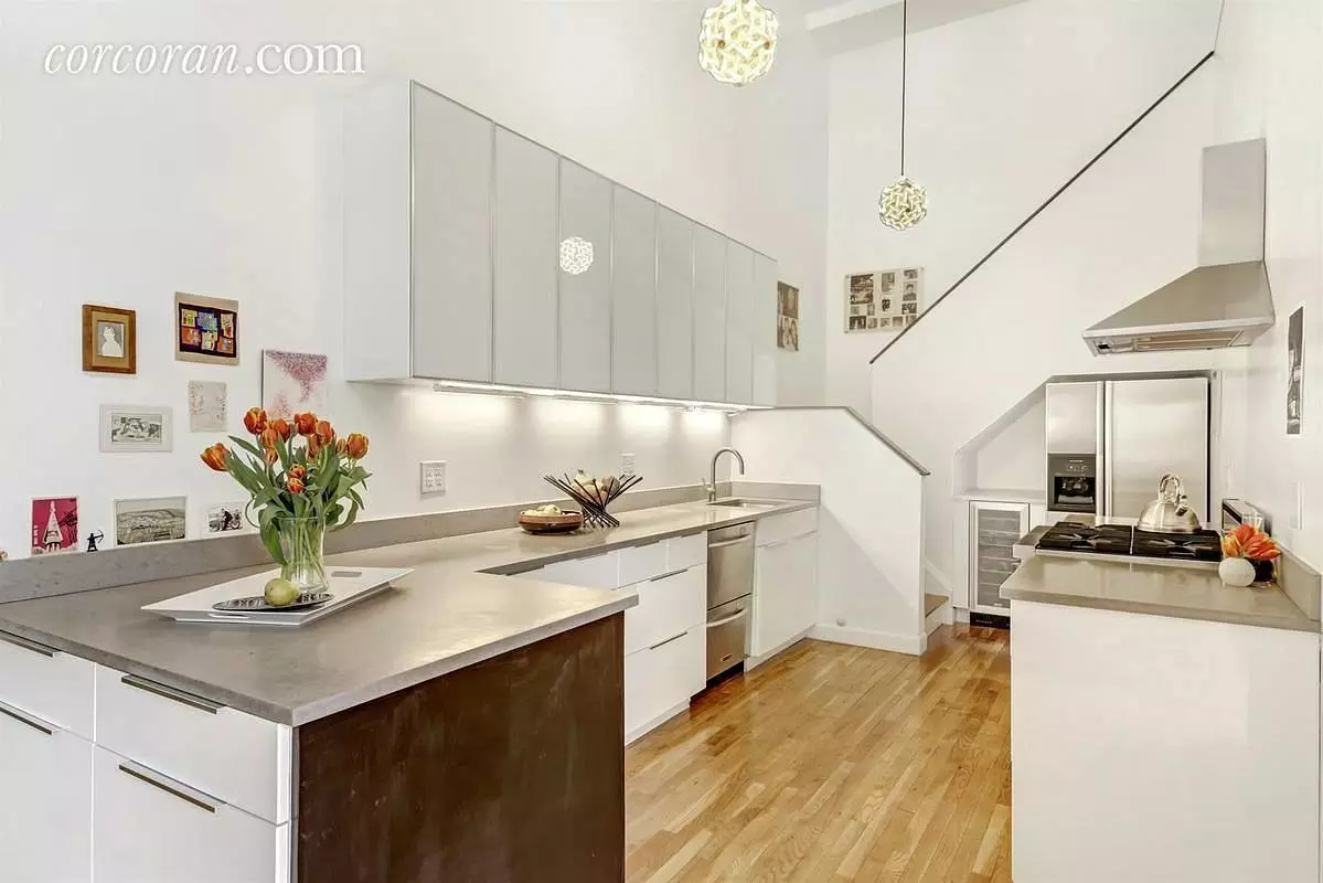 Park Slope co-op oo leh shalefyada buugaagta gaarka ah ee gaarey 18 cagood ayaa waydiisa $1.65M 18867_2