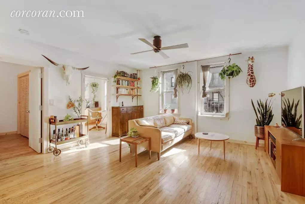 $ 665K Sunny Williamsburg àjọ-op wulẹ bi yara Amsterdam alapin 18901_1