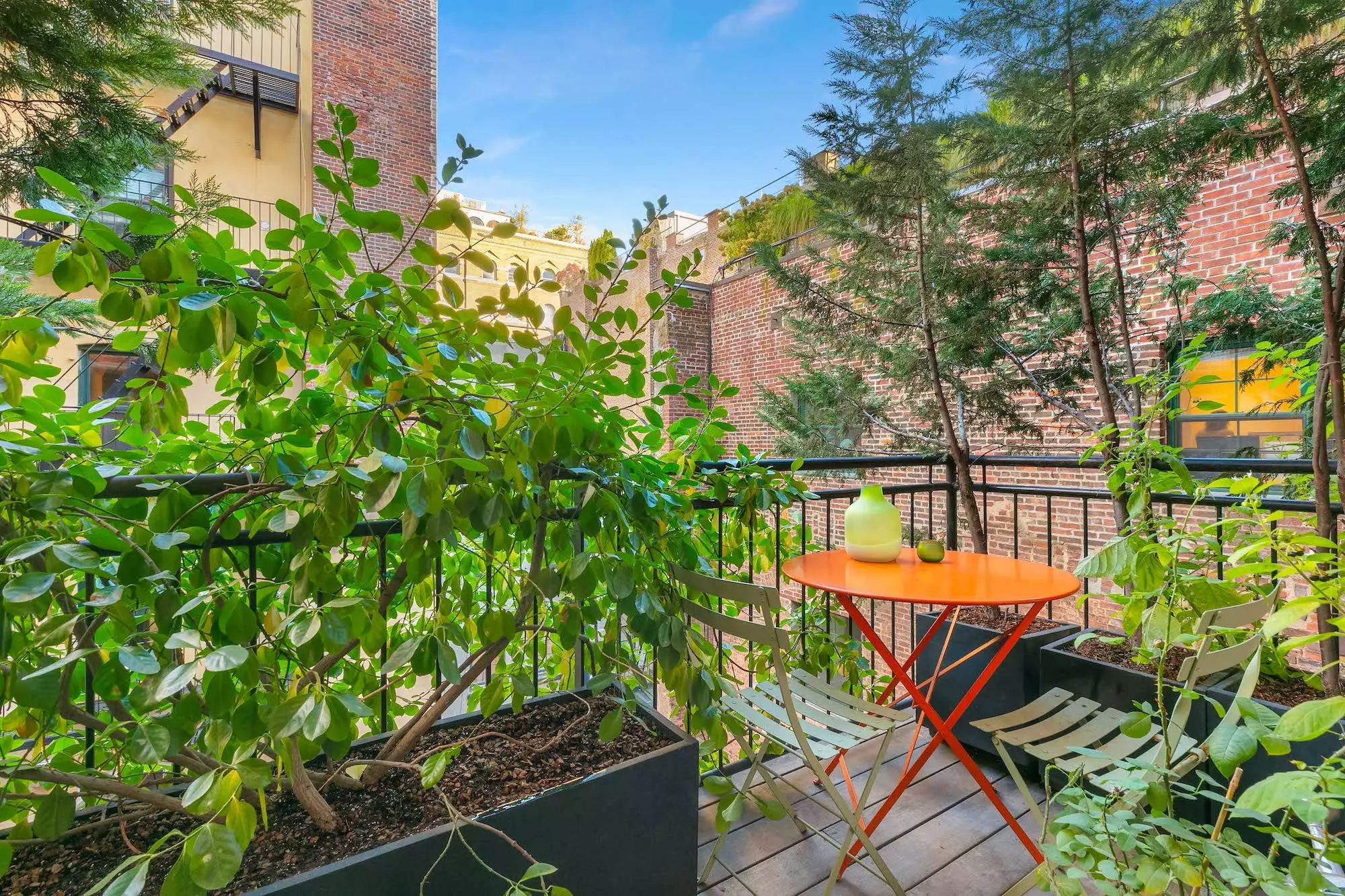 Dizze $ 4.25M Tribeca duplex loft komt mei mooglikheden en beplante terrassen 1902_6