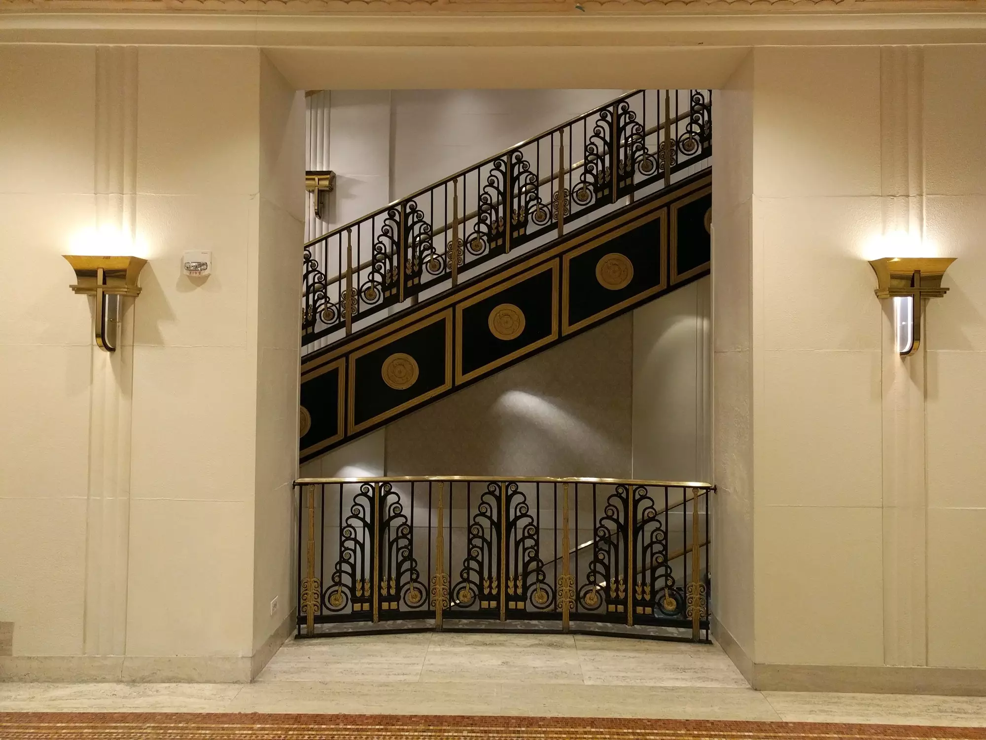 Waldorf Astorian ikoniset sisätilat tekivät virallisesti New Yorkin maamerkin 19239_3