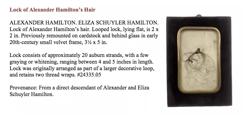 Koléksi Hamilton 'Show-stopping' kalebet surat cinta sareng konci rambut 19279_3