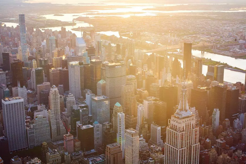 Градският обектив: Летете над Ню Йорк по време на „златен час“ 19531_9