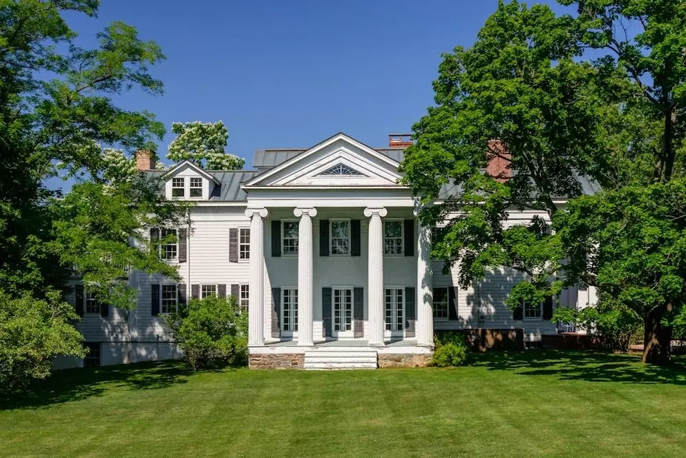 Christie Brinkley, Sag Harbor, 1 Fahys Road, douglas elliman