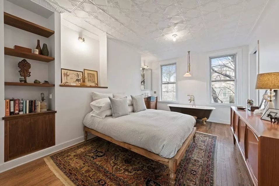 119 Vanderbilt, Clinton Hill, doarpshuzen, Lake Bell, Celebrities, Cool listings, Wallabout, histoaryske huzen, bûtenromten, ynterieur