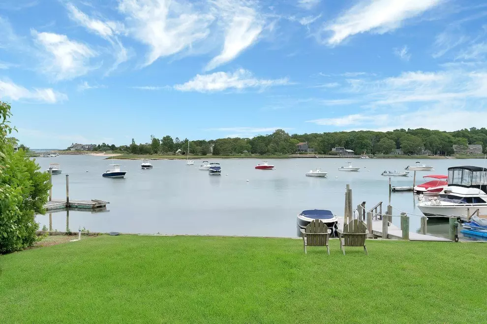 67 Scotts Landing Road, Matt Lauer, Celebrities, Hamptons, Seaside cottage, Southampton, North Star, flottar skráningar, strandhús