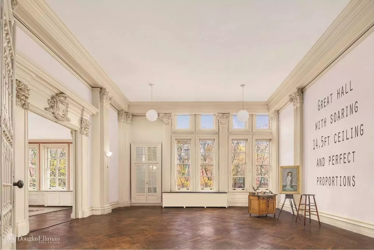 O impressionante apartamento UWS do icônico retratista Aaron Shikler retorna por US $ 7 milhões 19981_1