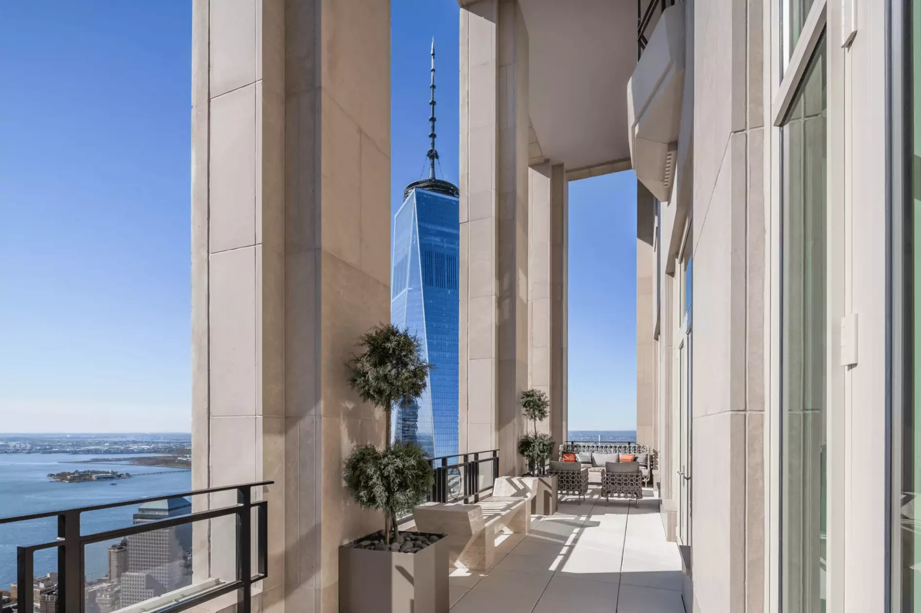 Lihatlah penthouse bernilai $30M di Robert A.M. Stern's 30 Park Place 20247_1