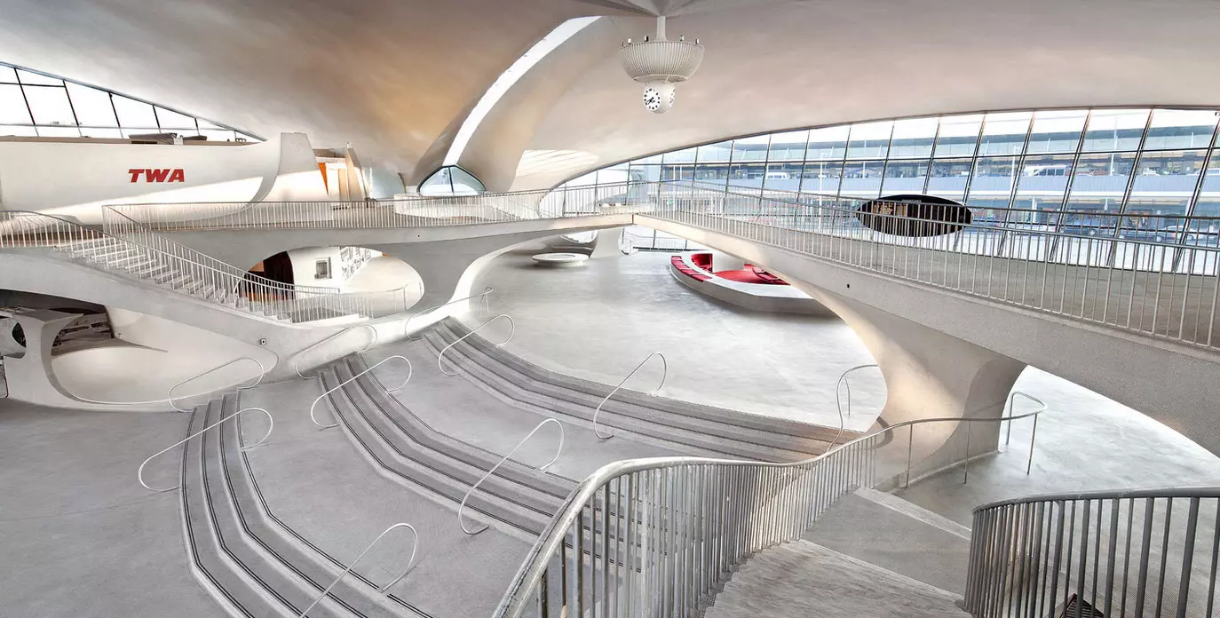Eero Saarinen, aeroport JFK, desenvolupament MCR, modern de mitjans de segle, neofuturista, terminal TWA