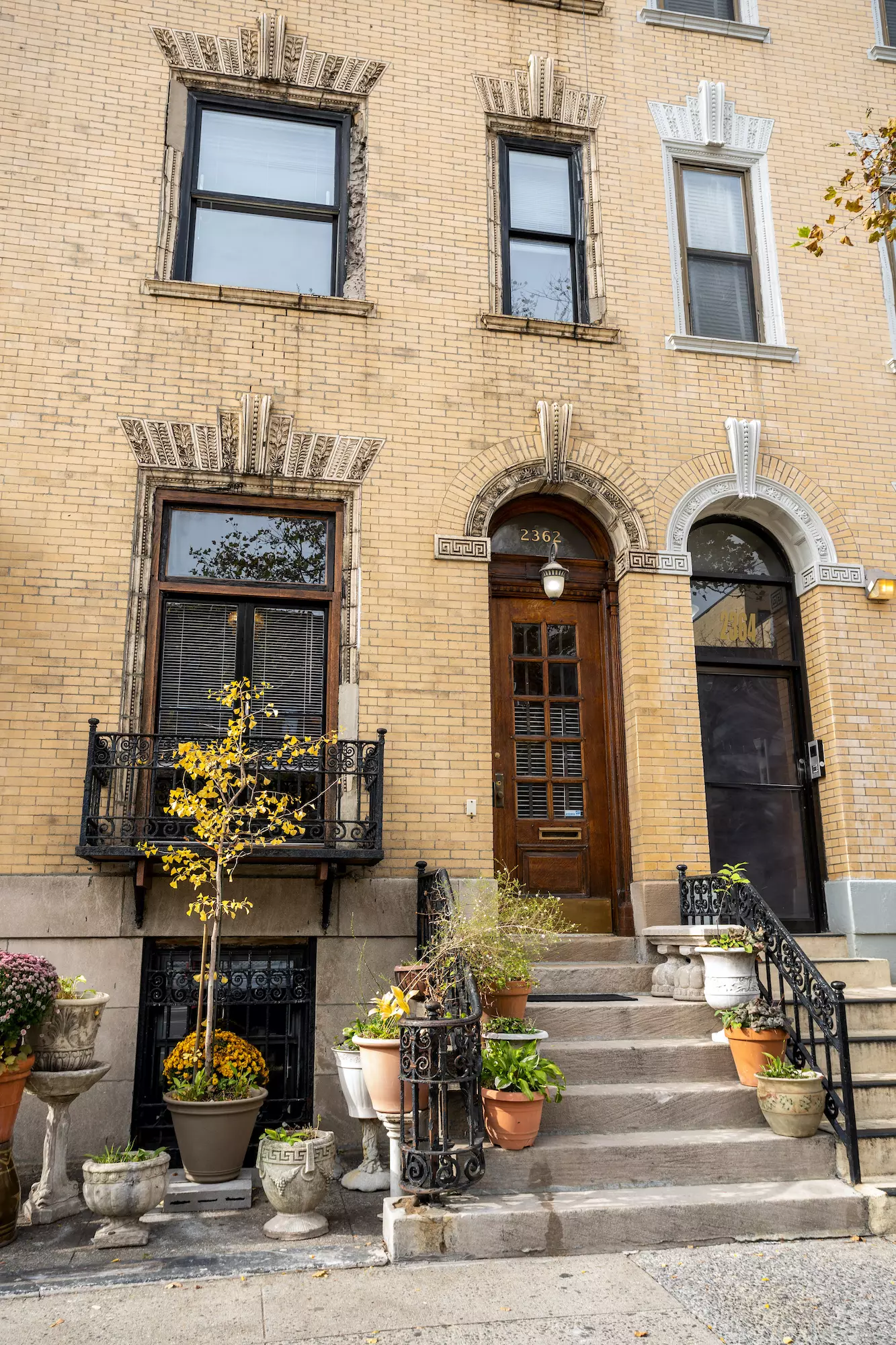 Por $ 2.5 millones, esta casa georgiana de cinco pisos en Strivers 'Row es una joya bien conservada de Harlem 2120_14