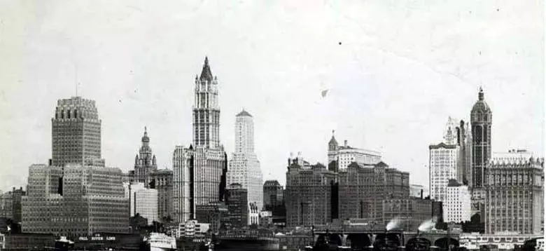 100 باركلي-تاريخية-أفق مدينة نيويورك