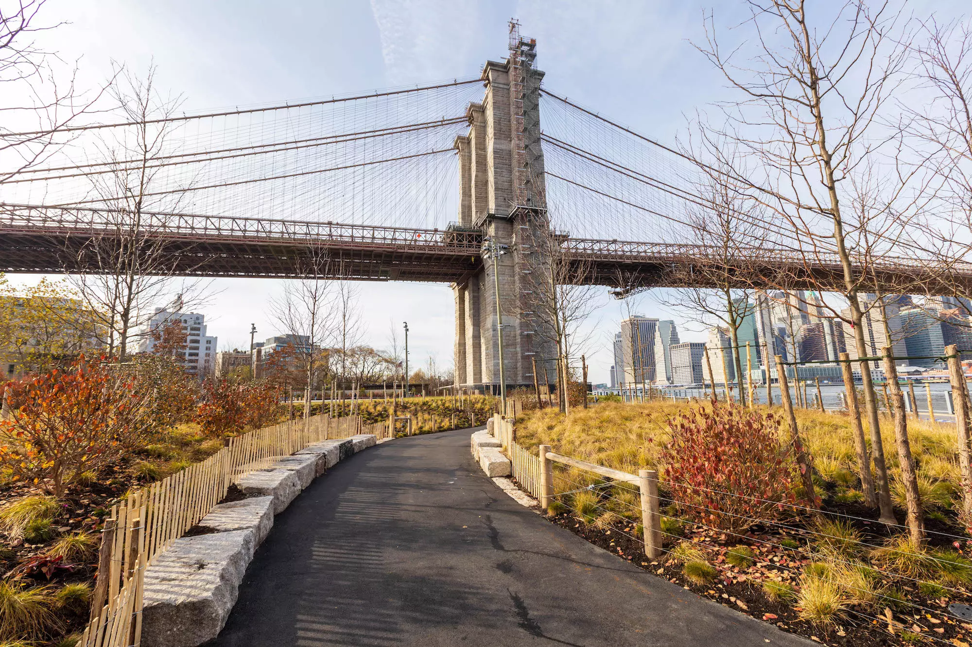 Com a inauguração do Emily Warren Roebling Plaza, o plano original do Brooklyn Bridge Park está completo 2137_2