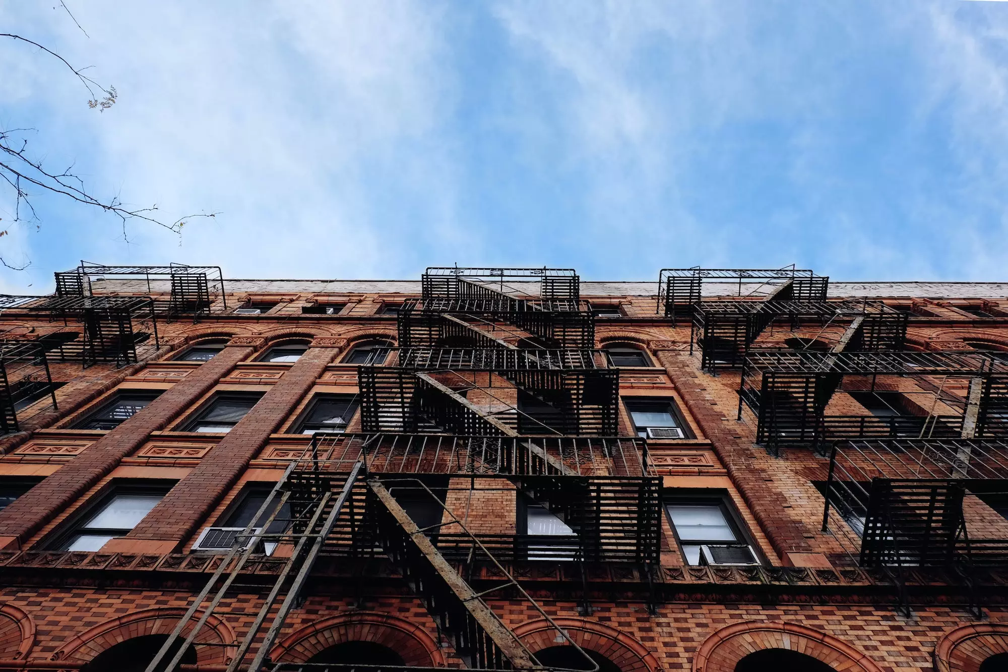 Hochulは、支払いが遅れているニューヨークの住宅所有者を支援するために5億3900万ドルの資金を発表しました 2164_1