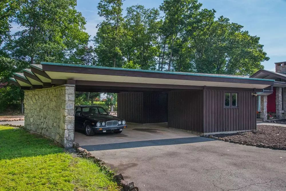 24 Eagle Ridge Way, First Watchung Mountain, mid-century modern, modern house, modern home, New Jersey, West Orange, cool listings, eichler, 60s, mod, mid-century design, modernist arsjitektuer