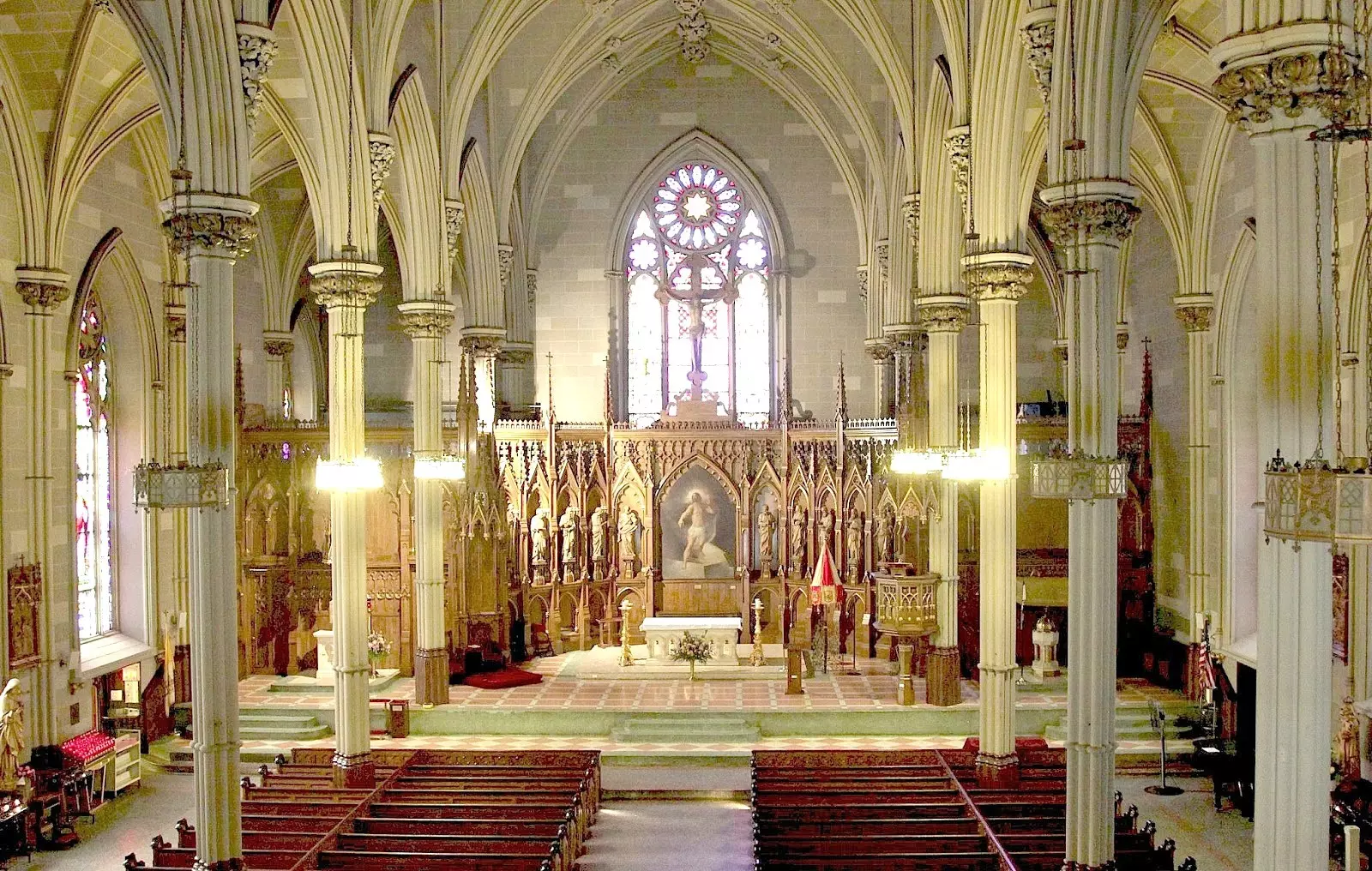 7 millió dollárért töltse a túlvilágot egy kriptában a Nolita Old St. Patrick's Cathedralban 22344_1