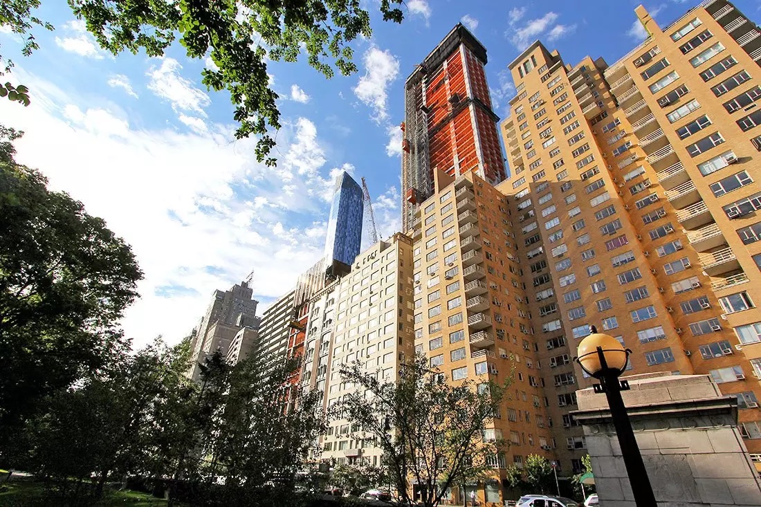 220 Central Park South, Billionaires' Row, Robert A.M. Stern, Steven Roth