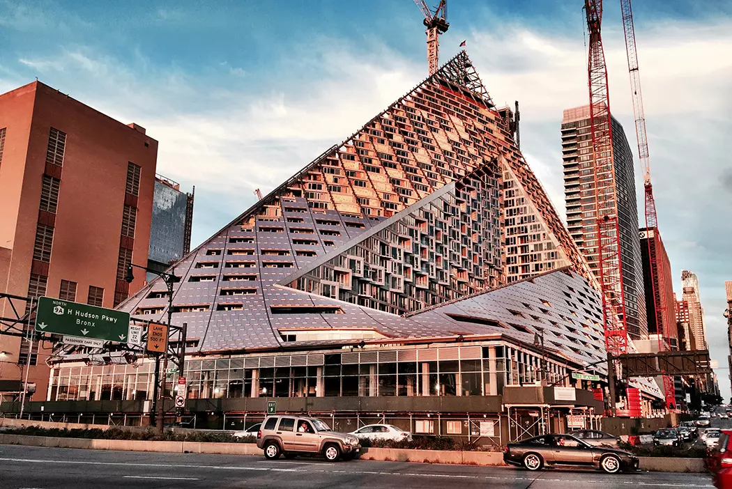 VIA West 57, 625 West 57th Street, Bjarke Ingels, Durst Organisation, the pyramid building, NYC starchitecture