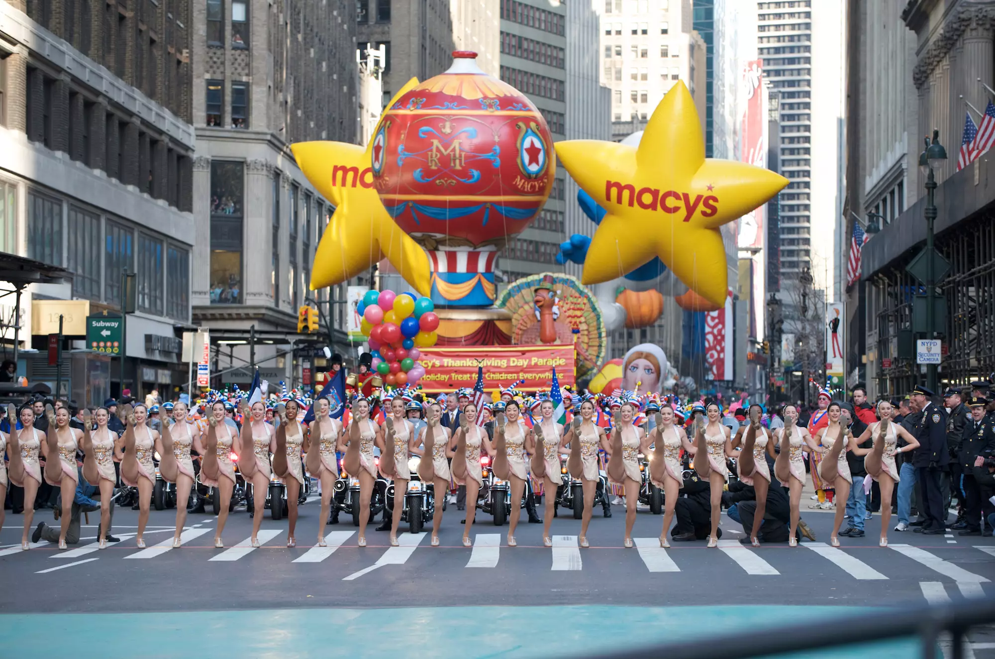 Все, что вам нужно знать о параде Macy's в честь Дня благодарения 2021 года 2276_1
