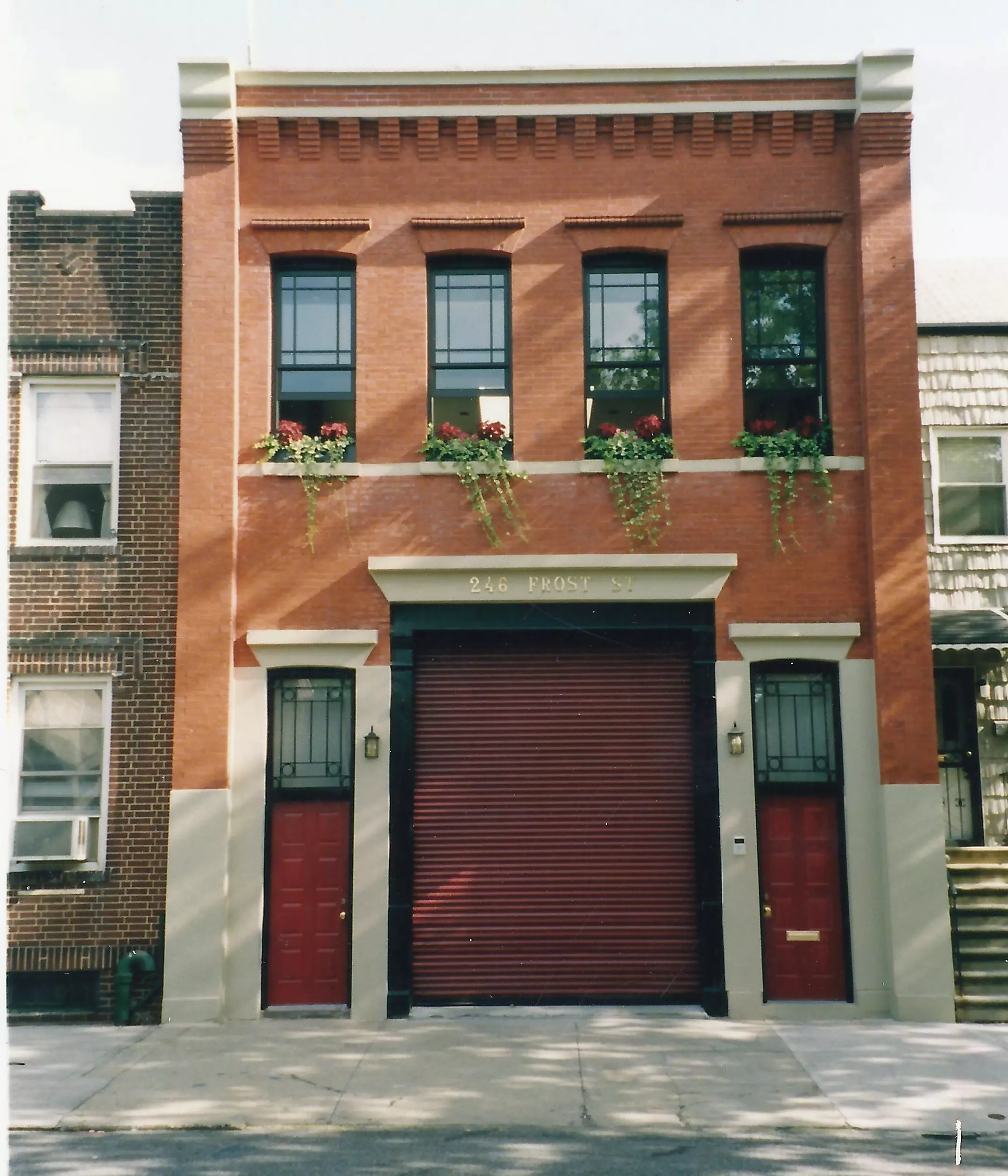 246 Frost Street, Williamsburg, gasilski dom,